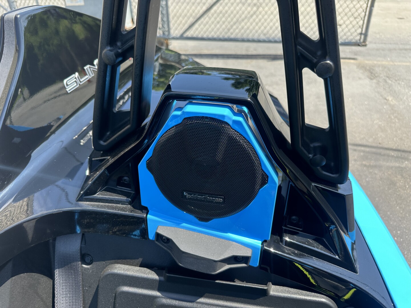 2023 Slingshot R Autodrive Miami Blue Fade/ W/Heated and Cooled Seats ...