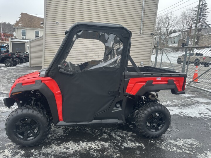 2023 Tracker 800SX EPS EFI 4X4 Demo Full Cab W/Heat and More Extras ...