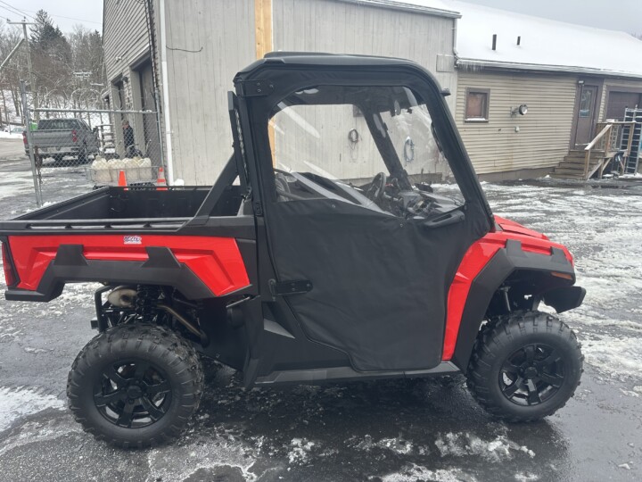 2023 Tracker 800SX EPS EFI 4X4 Demo Full Cab W/Heat and More Extras ...