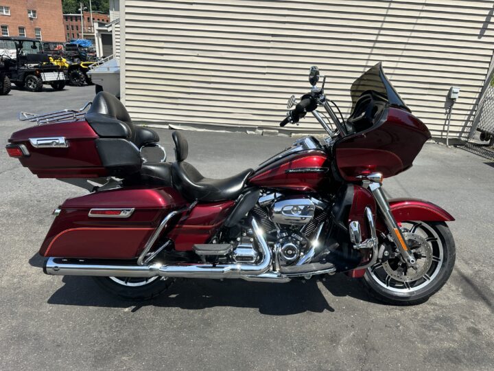 2017 FLTRU Road Glide Ultra Touring – Bikes, Harley Davidson dealer in CT