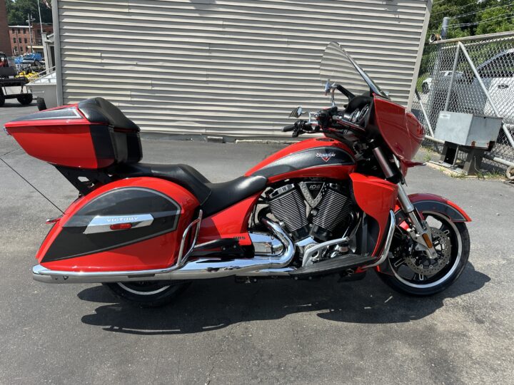 2015 Cross Country Touring 2-Tone New Tires – Bikes, Victory dealer in CT