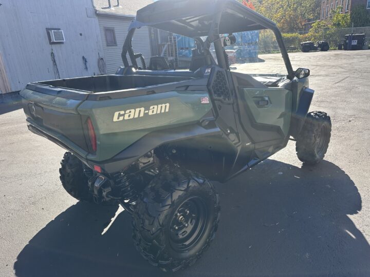 2021 Commander 1000R DPS EPS 4X4 – Can-Am, Side X Sides dealer in CT